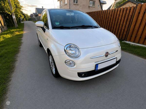 Balts Fiat 500 2009 Viļņa, ar dzinēja tilpumu 1.20 L un nobraukumu 123 tūkst. km par 3999 €, foto 2 vietnē AUTOMOTO.COM.LV