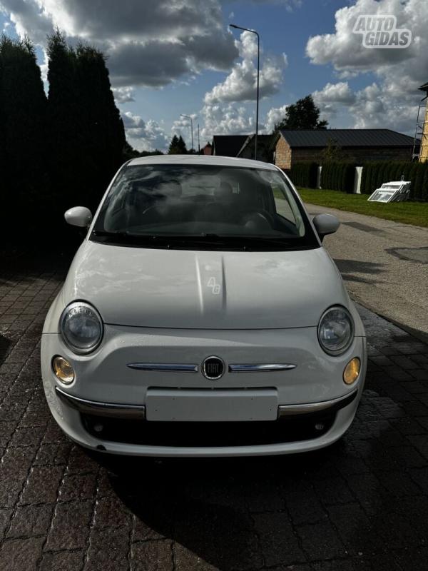 Balts Fiat 500 2009 Kaišiadorys, ar dzinēja tilpumu 1.30 L un nobraukumu 175 tūkst. km par 2800 €, foto 5 vietnē AUTOMOTO.COM.LV