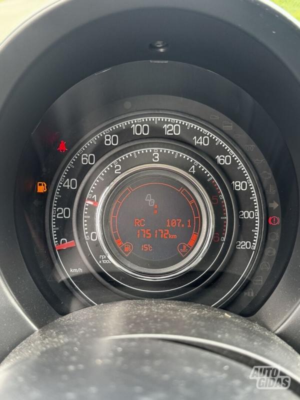 Balts Fiat 500 2009 Kaišiadorys, ar dzinēja tilpumu 1.30 L un nobraukumu 175 tūkst. km par 2800 €, foto 8 vietnē AUTOMOTO.COM.LV
