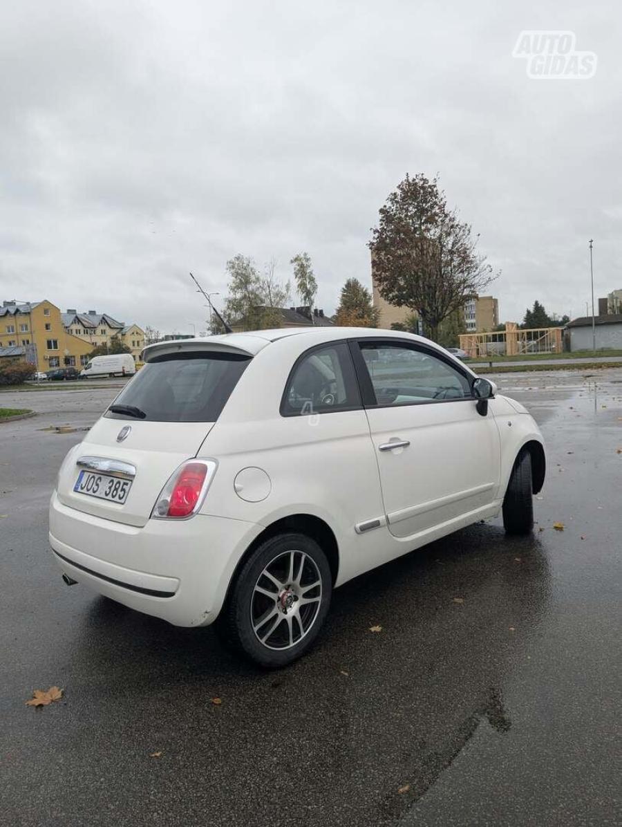 Balts Fiat 500 2011 Panevēža, ar dzinēja tilpumu 1.20 L un nobraukumu 108 tūkst. km par 2350 €, foto 1 vietnē AUTOMOTO.COM.LV