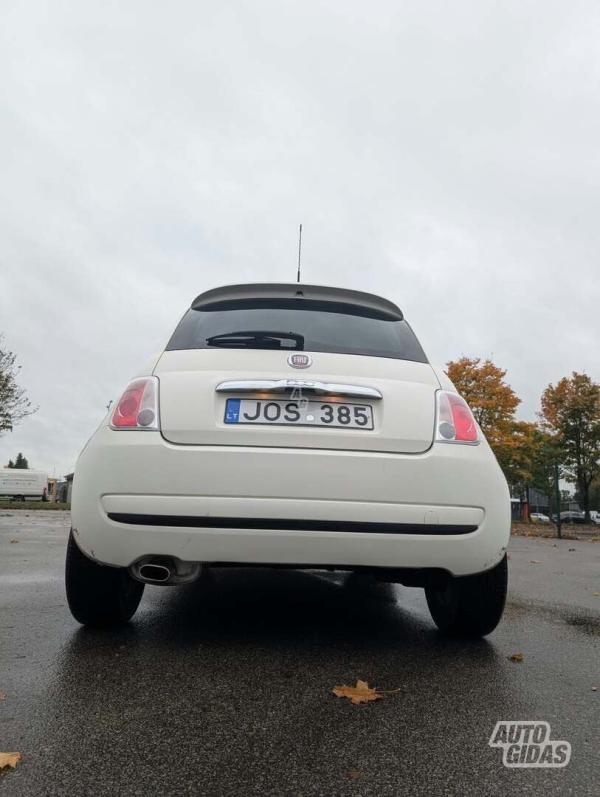 White Fiat 500 2011 in Panevezys, with an engine capacity of 1.20 L and mileage of 108 thousand km for 2350 €, photo 4 on AUTOMOTO.COM.LV