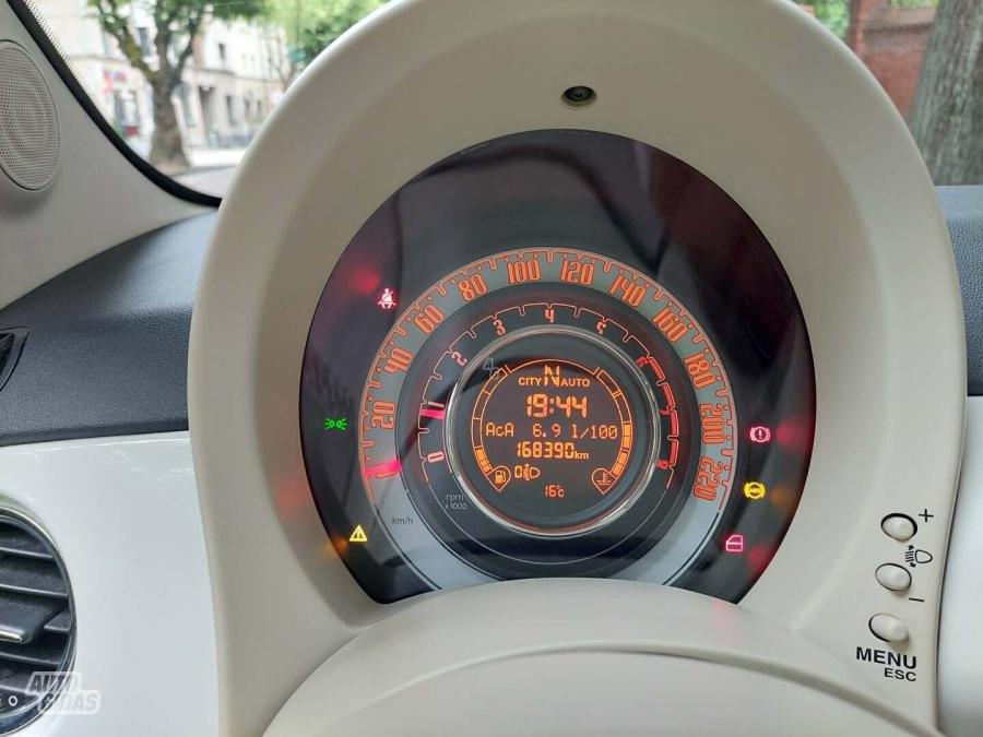 Balts Fiat 500 2012 Klaipėda, ar dzinēja tilpumu 1.20 L un nobraukumu 168 tūkst. km par 3500 €, foto 13 vietnē AUTOMOTO.COM.LV