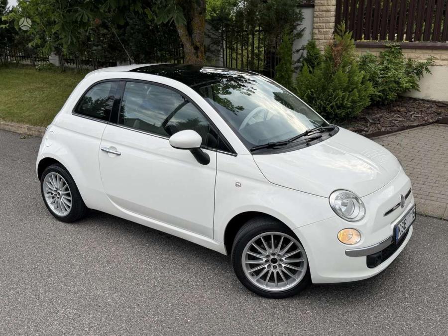 White Fiat 500 2014 in Vilnius, with an engine capacity of 1.20 L and mileage of 130 thousand km for 4450 €, photo 1 on AUTOMOTO.COM.LV