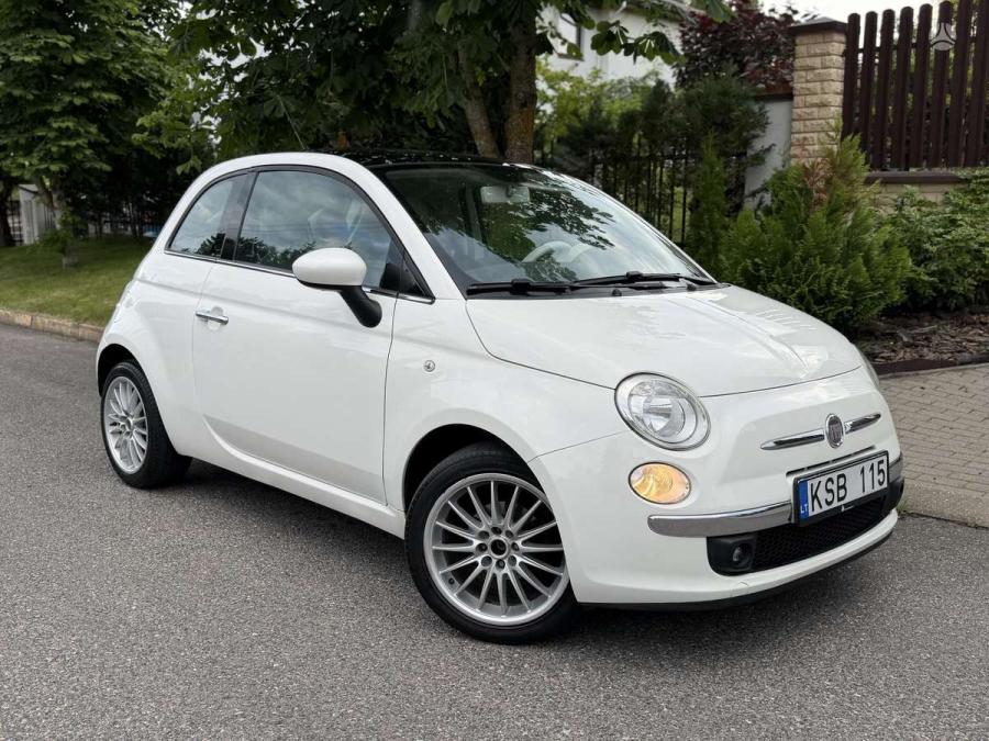 White Fiat 500 2014 in Vilnius, with an engine capacity of 1.20 L and mileage of 130 thousand km for 4450 €, photo 5 on AUTOMOTO.COM.LV
