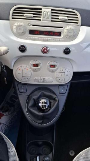 White Fiat 500 2014 in Utena, with an engine capacity of 0.88 L and mileage of 130 thousand km for 3900 €, photo 8 on AUTOMOTO.COM.LV