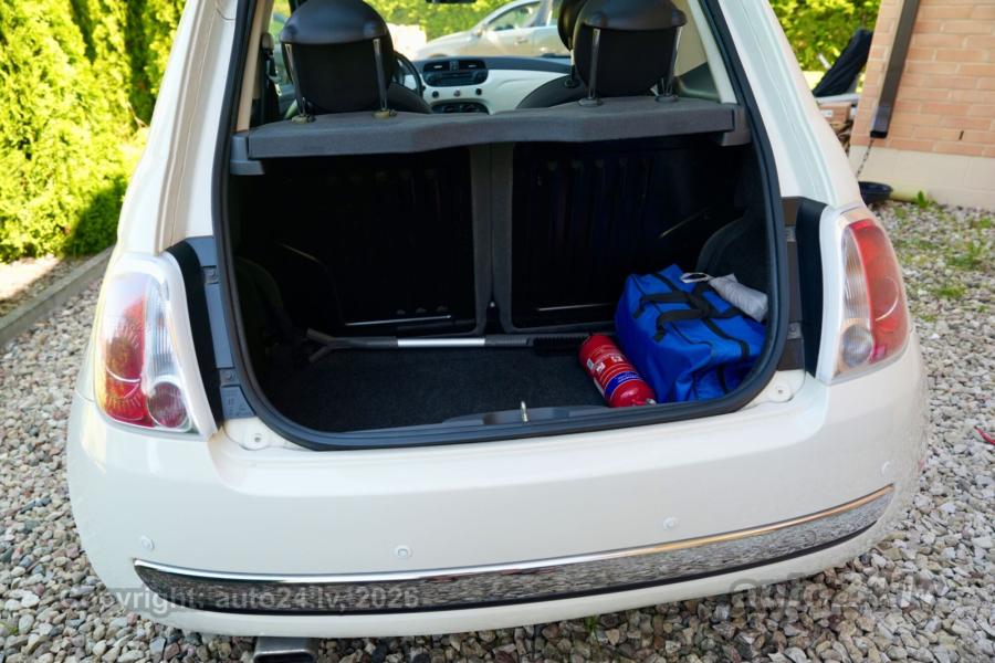 Balts Fiat 500 2014 Tallina, ar dzinēja tilpumu 1.20 L un nobraukumu 129 tūkst. km par 6200 €, foto 7 vietnē AUTOMOTO.COM.LV