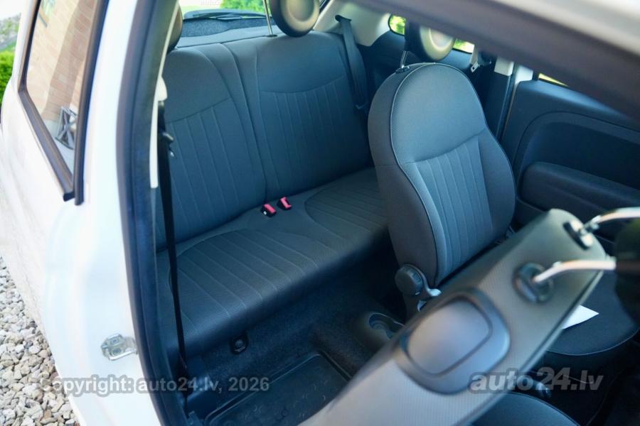 Balts Fiat 500 2014 Tallina, ar dzinēja tilpumu 1.20 L un nobraukumu 129 tūkst. km par 6200 €, foto 12 vietnē AUTOMOTO.COM.LV