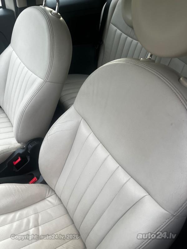 White Fiat 500 2014 in Tallinn, with an engine capacity of 1.30 L and mileage of 180 thousand km for 3150 €, photo 7 on AUTOMOTO.COM.LV