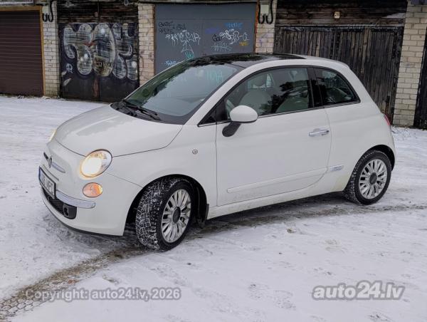 Balts Fiat 500 2015 Tallina, ar dzinēja tilpumu 1.20 L un nobraukumu 134 tūkst. km par 5500 €, foto 2 vietnē AUTOMOTO.COM.LV