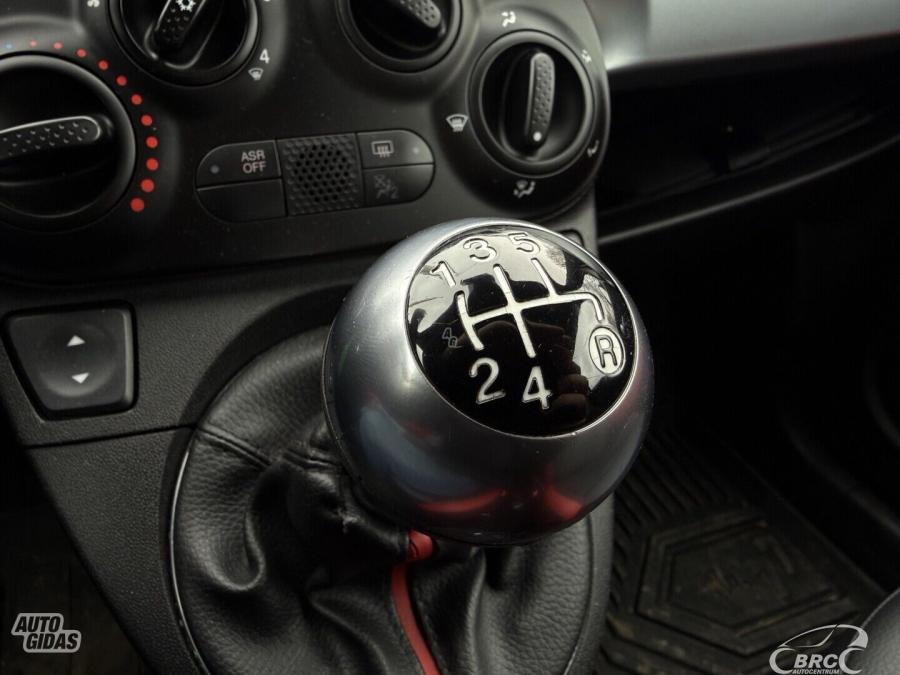 Белый Фиат 500 2015 в Авиженяй, объемом двигателя 1.20 л и пробегом 62 тыс. км за 6700 €, фото 19 на AUTOMOTO.COM.LV