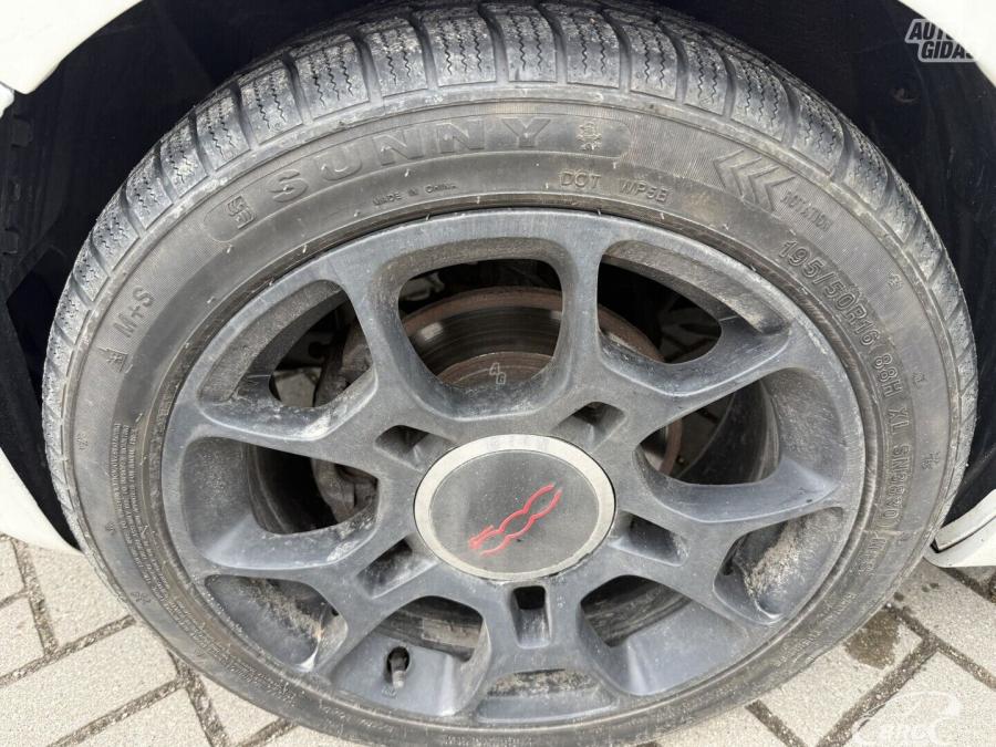 Белый Фиат 500 2015 в Авиженяй, объемом двигателя 1.20 л и пробегом 62 тыс. км за 6500 €, фото 26 на AUTOMOTO.COM.LV