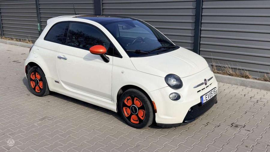 Balts Fiat 500 2015 Klaipėda, ar dzinēja tilpumu 0.00 L un nobraukumu 74 tūkst. km par 6000 €, foto 3 vietnē AUTOMOTO.COM.LV