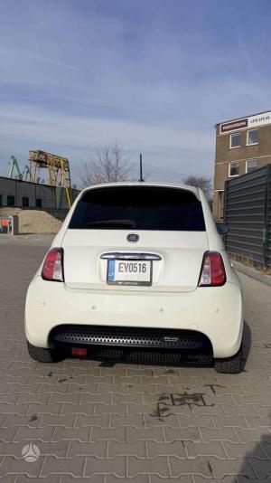 Balts Fiat 500 2015 Klaipėda, ar dzinēja tilpumu 0.00 L un nobraukumu 74 tūkst. km par 6000 €, foto 5 vietnē AUTOMOTO.COM.LV