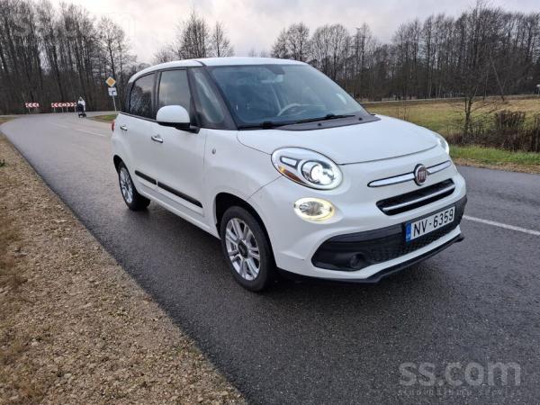 White Fiat 500 2018 in Riga, with an engine capacity of 1.40 L and mileage of 65 thousand km for 12290 €, photo 1 on AUTOMOTO.COM.LV