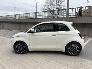 Белый Фиат 500 2022 в Рига, объемом двигателя 1.30 л и пробегом 36 тыс. км за 19900 €, фото 5 на AUTOMOTO.COM.LV