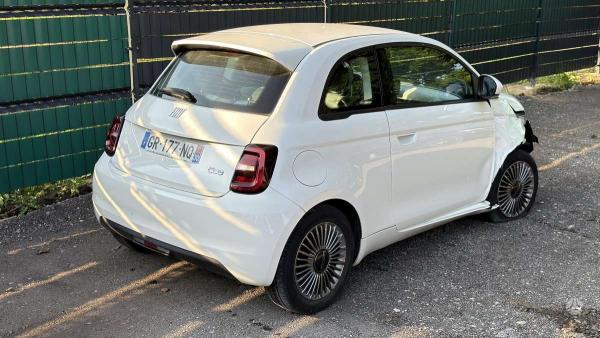 Balts Fiat 500 2023 Jonava, ar dzinēja tilpumu 0.00 L un nobraukumu 26 tūkst. km par 7150 €, foto 9 vietnē AUTOMOTO.COM.LV