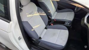 White Fiat 500 2023 in Jonava, with an engine capacity of 0.00 L and mileage of 26 thousand km for 7150 €, photo 19 on AUTOMOTO.COM.LV