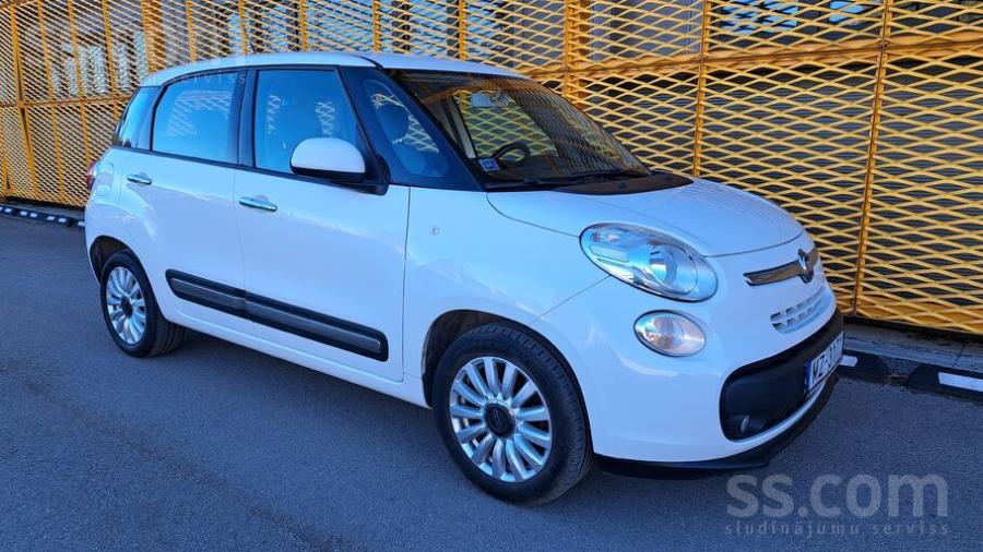 Balts Fiat 500 2014 Ogre, ar dzinēja tilpumu 1.30 L un nobraukumu 216 tūkst. km par 3450 €, foto 5 vietnē AUTOMOTO.COM.LV
