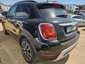 Black Fiat 500-x 2018 in Taurage, with an engine capacity of 1.40 L and mileage of 115 thousand km for 6100 €, photo 3 on AUTOMOTO.COM.LV