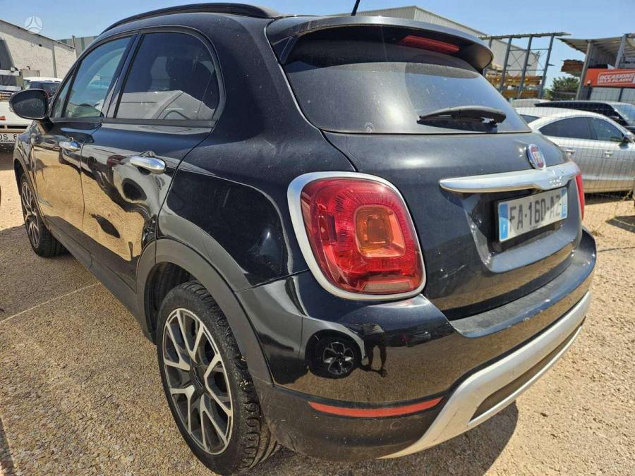 Black Fiat 500-x 2018 in Taurage, with an engine capacity of 1.40 L and mileage of 115 thousand km for 6100 €, photo 3 on AUTOMOTO.COM.LV