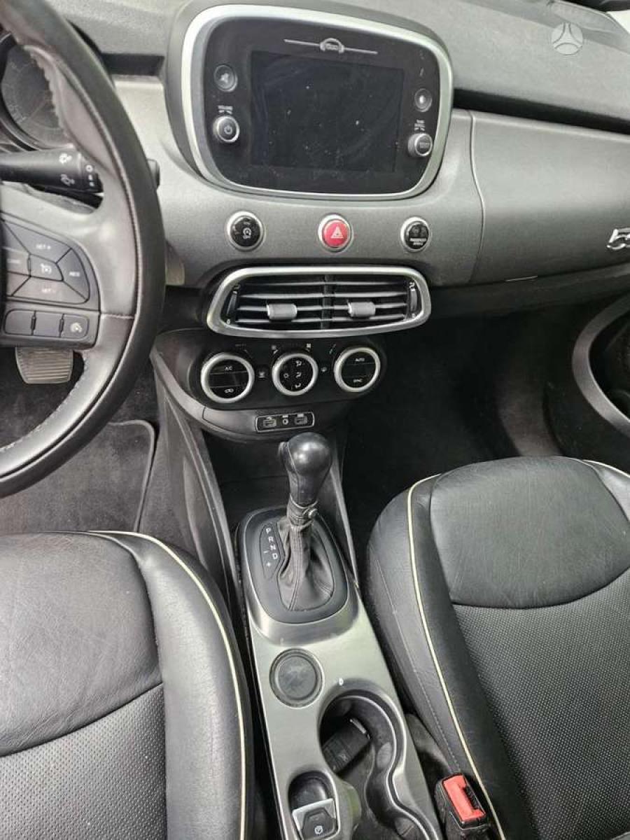 Black Fiat 500-x 2018 in Taurage, with an engine capacity of 1.40 L and mileage of 115 thousand km for 6100 €, photo 11 on AUTOMOTO.COM.LV