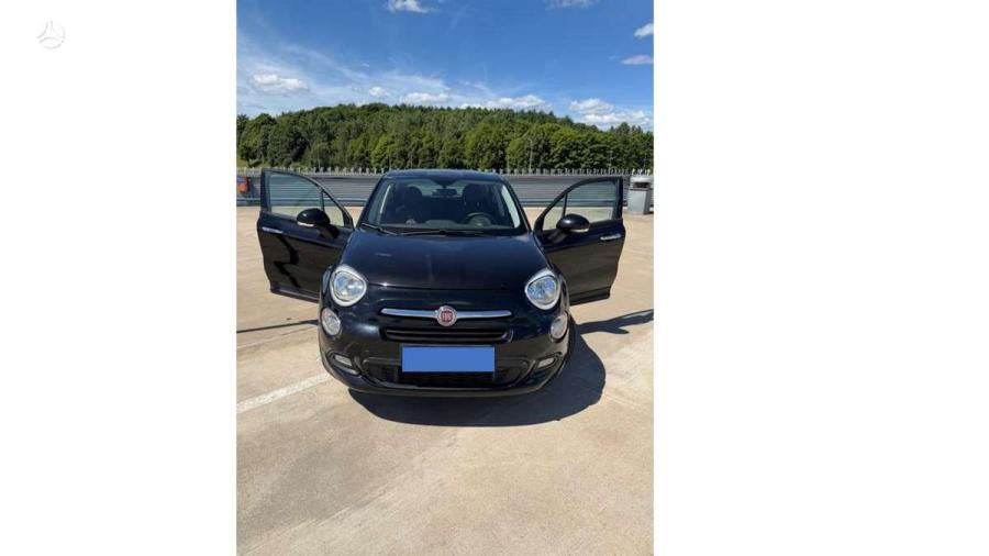 Black Fiat 500-x 2018 in Vilnius, with an engine capacity of 1.60 L and mileage of 170 thousand km for 7900 €, photo 1 on AUTOMOTO.COM.LV