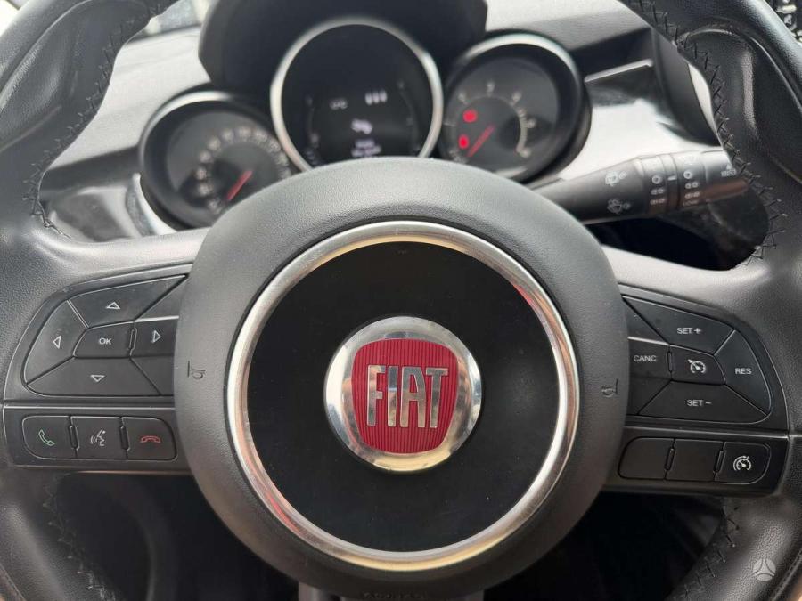 Black Fiat 500-x 2018 in Vilnius, with an engine capacity of 1.60 L and mileage of 170 thousand km for 7900 €, photo 3 on AUTOMOTO.COM.LV