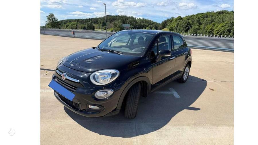 Black Fiat 500-x 2018 in Vilnius, with an engine capacity of 1.60 L and mileage of 170 thousand km for 7900 €, photo 7 on AUTOMOTO.COM.LV