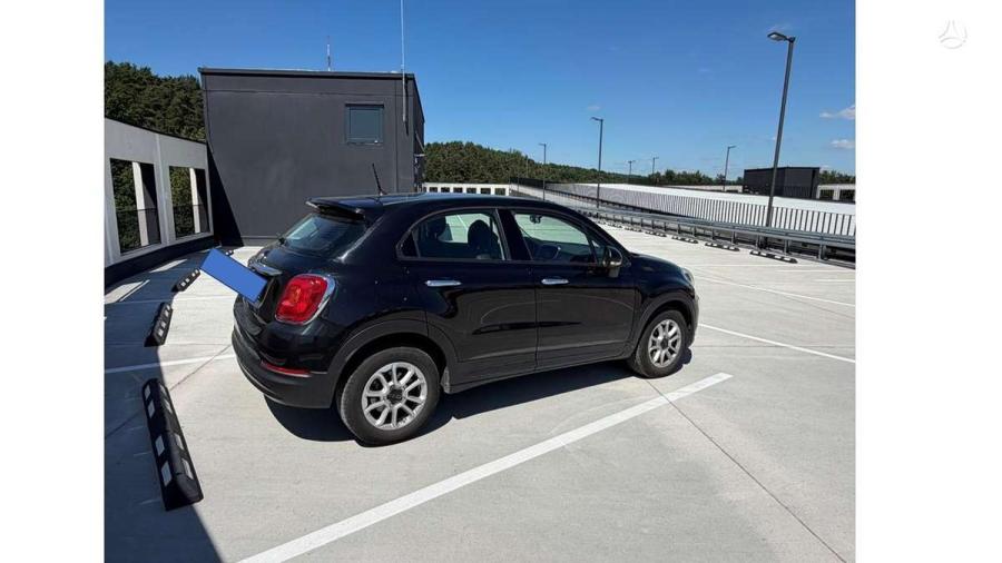 Black Fiat 500-x 2018 in Vilnius, with an engine capacity of 1.60 L and mileage of 170 thousand km for 7900 €, photo 9 on AUTOMOTO.COM.LV