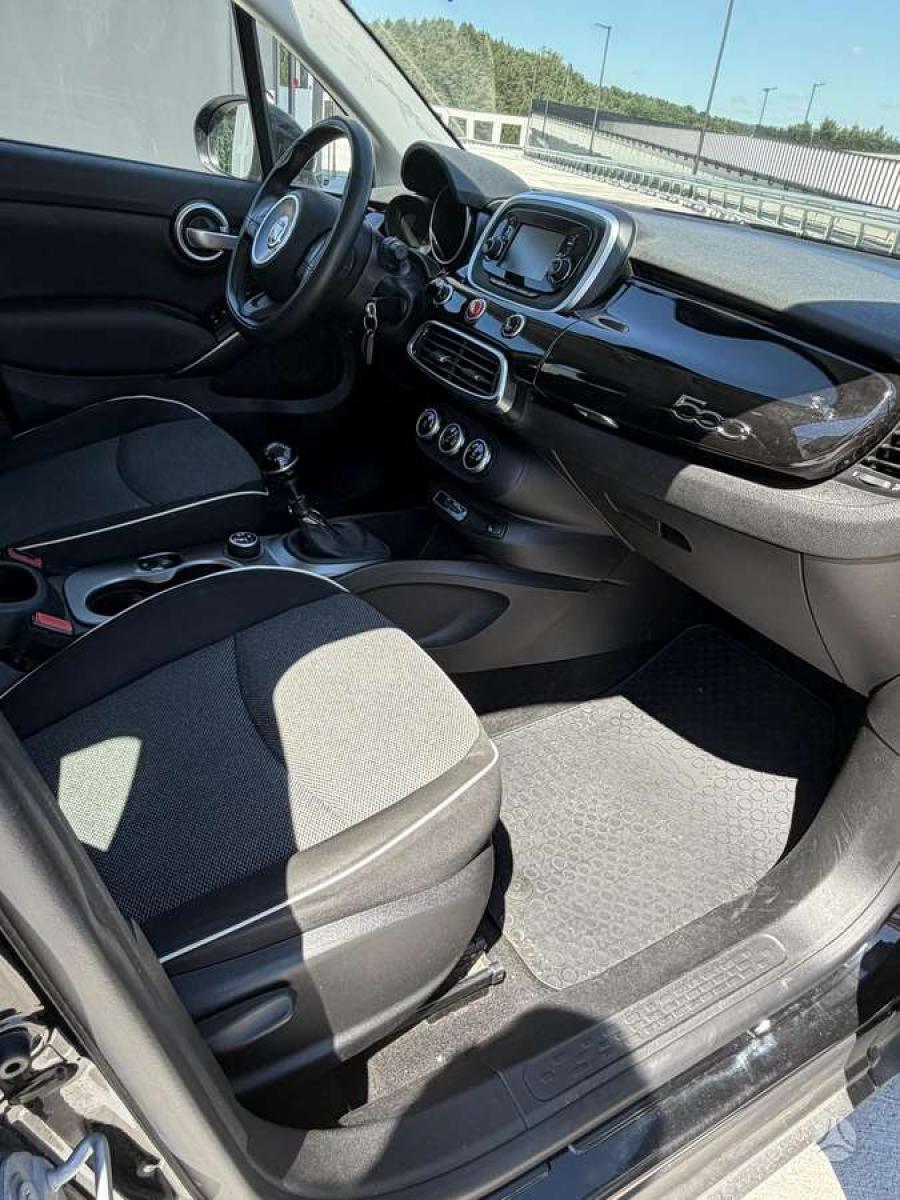 Black Fiat 500-x 2018 in Vilnius, with an engine capacity of 1.60 L and mileage of 170 thousand km for 7900 €, photo 16 on AUTOMOTO.COM.LV