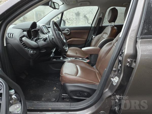 Brūns Fiat 500-x 2015 Tallina, ar dzinēja tilpumu 0.00 L un nobraukumu 0 tūkst. km par 13900 €, foto 2 vietnē AUTOMOTO.COM.LV