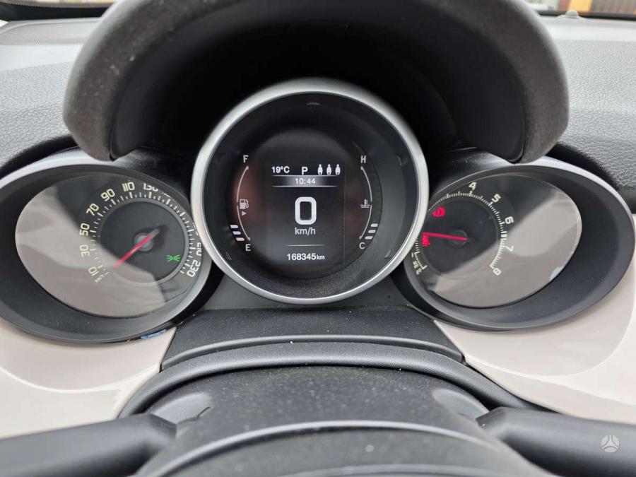 Brown Fiat 500-x 2018 in Kretinga, with an engine capacity of 1.37 L and mileage of 165 thousand km for 7200 €, photo 14 on AUTOMOTO.COM.LV