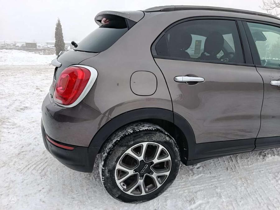 Brūns Fiat 500-x 2016 Tauragė, ar dzinēja tilpumu 2.00 L un nobraukumu 166 tūkst. km par 8350 €, foto 10 vietnē AUTOMOTO.COM.LV