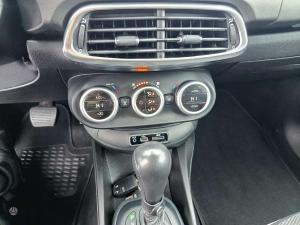Brūns Fiat 500-x 2016 Tauragė, ar dzinēja tilpumu 2.00 L un nobraukumu 166 tūkst. km par 8350 €, foto 21 vietnē AUTOMOTO.COM.LV