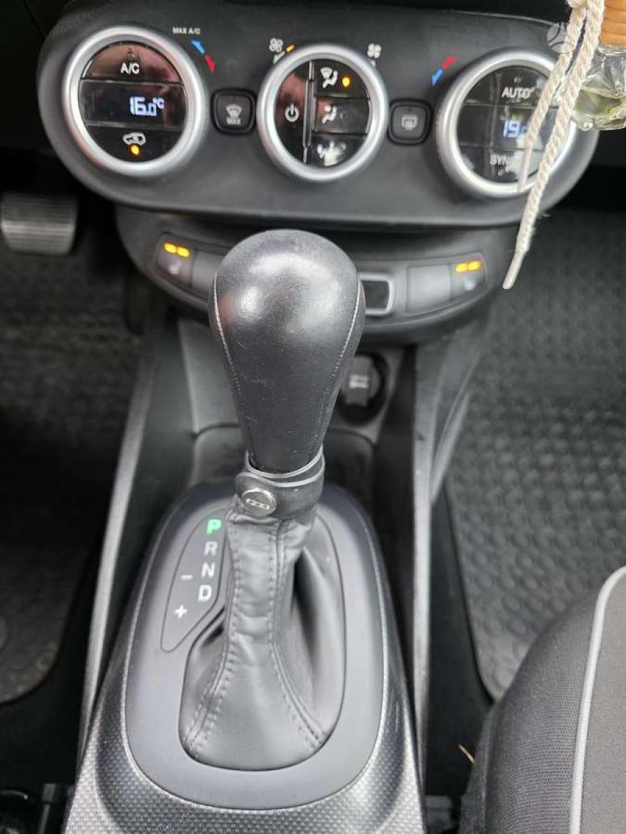 Brūns Fiat 500-x 2018 Kretinga, ar dzinēja tilpumu 1.40 L un nobraukumu 166 tūkst. km par 6900 €, foto 12 vietnē AUTOMOTO.COM.LV
