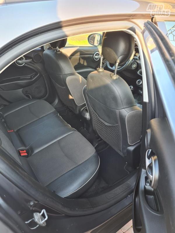 Fiat 500-x 2016 Šauļi vietnē Pelēks Fiat 500-x 2016 Šauļi, ar dzinēja tilpumu 1.60 L un nobraukumu 307 tūkst. km par 4499 €, foto 9 vietnē AUTOMOTO.COM.LV