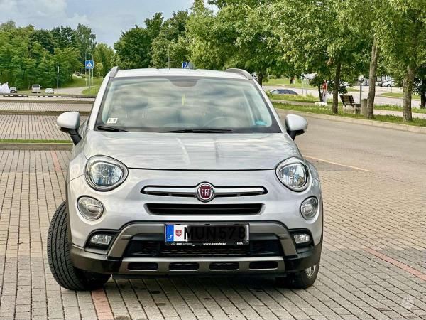 Pelēks Fiat 500-x 2018 Viļņa, ar dzinēja tilpumu 1.37 L un nobraukumu 103 tūkst. km par 8699 €, foto 2 vietnē AUTOMOTO.COM.LV