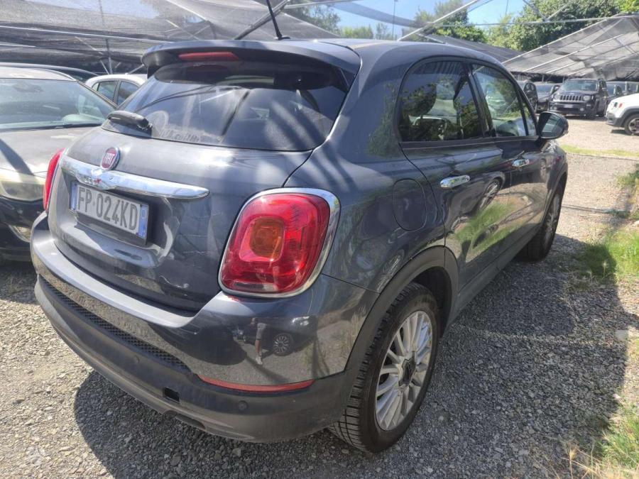 Grey Fiat 500-x 2018 in Vilnius, with an engine capacity of 1.37 L and mileage of 280 thousand km for 4500 €, photo 5 on AUTOMOTO.COM.LV