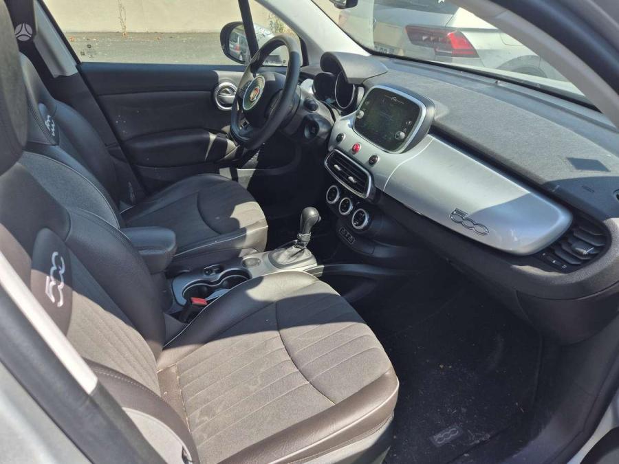 Pelēks Fiat 500-x 2018 Tauragė, ar dzinēja tilpumu 1.40 L un nobraukumu 100 tūkst. km par 5000 €, foto 13 vietnē AUTOMOTO.COM.LV