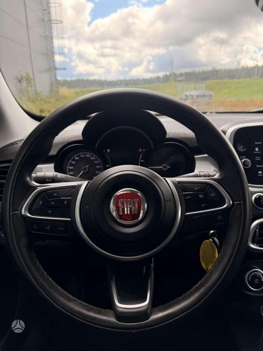 Grey Fiat 500-x 2018 in Vilnius, with an engine capacity of 1.25 L and mileage of 196 thousand km for 8550 €, photo 32 on AUTOMOTO.COM.LV