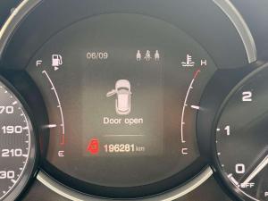 Grey Fiat 500-x 2018 in Vilnius, with an engine capacity of 1.25 L and mileage of 196 thousand km for 8550 €, photo 33 on AUTOMOTO.COM.LV