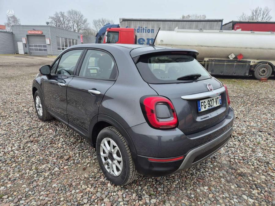 Pelēks Fiat 500-x 2019 Tauragė, ar dzinēja tilpumu 1.00 L un nobraukumu 90 tūkst. km par 7200 €, foto 2 vietnē AUTOMOTO.COM.LV