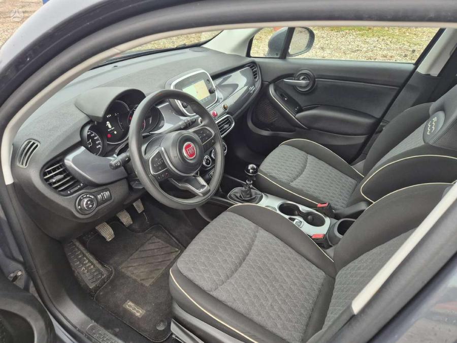 Pelēks Fiat 500-x 2019 Tauragė, ar dzinēja tilpumu 1.00 L un nobraukumu 90 tūkst. km par 7200 €, foto 8 vietnē AUTOMOTO.COM.LV