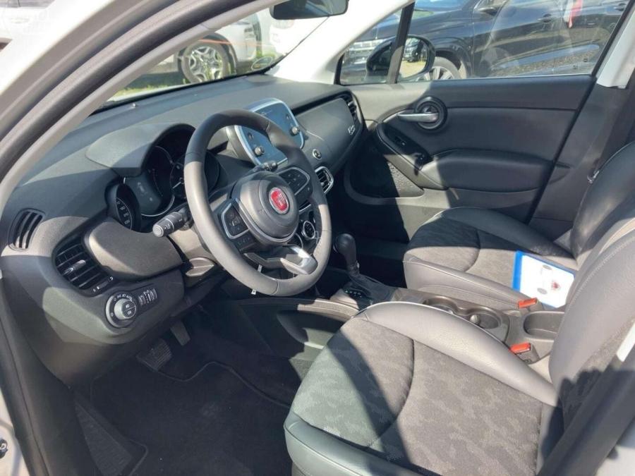 Grey Fiat 500-x 2023 in Kaunas, with an engine capacity of 1.50 L and mileage of 11 thousand km for 26519 €, photo 12 on AUTOMOTO.COM.LV