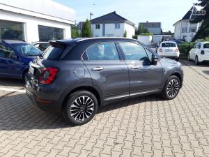 Grey Fiat 500-x 2023 in Kaunas, with an engine capacity of 1.50 L and mileage of 13 thousand km for 26519 €, photo 2 on AUTOMOTO.COM.LV