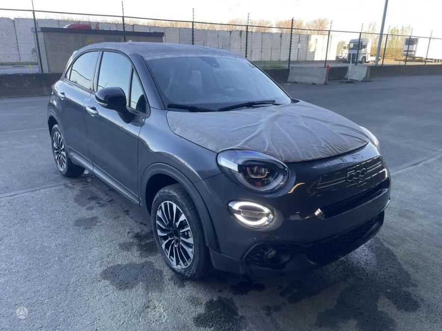 Pelēks Fiat 500-x 2024 Viļņa, ar dzinēja tilpumu 1.37 L un nobraukumu 0 tūkst. km par 17545 €, foto 3 vietnē AUTOMOTO.COM.LV