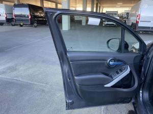 Pelēks Fiat 500-x 2024 Viļņa, ar dzinēja tilpumu 1.37 L un nobraukumu 0 tūkst. km par 17545 €, foto 8 vietnē AUTOMOTO.COM.LV
