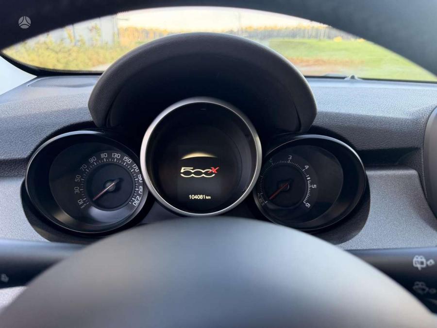 Red Fiat 500-x 2015 in Vilnius, with an engine capacity of 1.96 L and mileage of 104 thousand km for 9950 €, photo 38 on AUTOMOTO.COM.LV