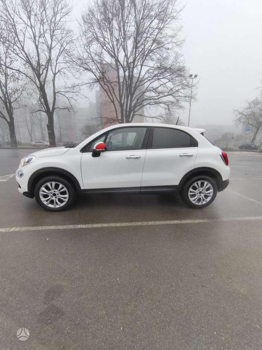 White Fiat 500-x 2015 in Klaipeda, with an engine capacity of 1.37 L and mileage of 150 thousand km for 7200 €, photo 4 on AUTOMOTO.COM.LV