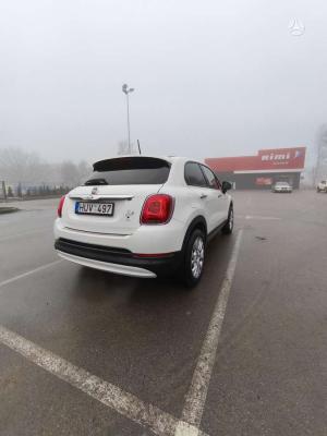 White Fiat 500-x 2015 in Klaipeda, with an engine capacity of 1.37 L and mileage of 150 thousand km for 7200 €, photo 6 on AUTOMOTO.COM.LV